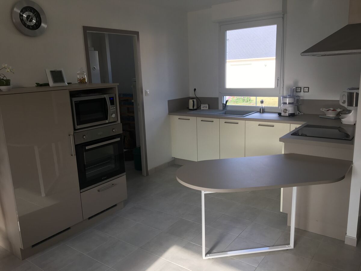 Cuisine sur mesure LIGHT Pannacotta Majestic Brillant et Grège Majestic ...